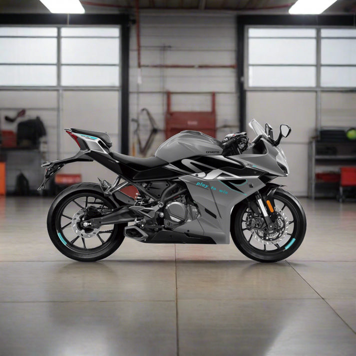 CFMOTO 300SR – Motoclub Showroom